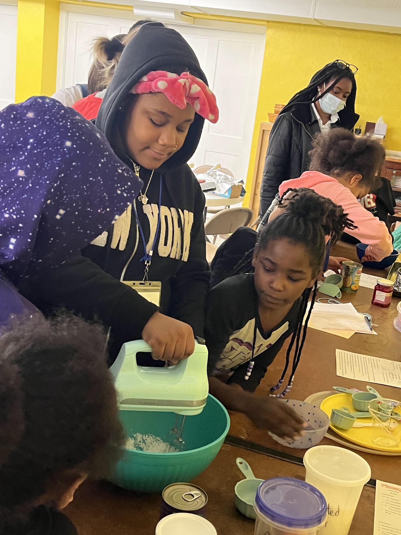 Volunteer - Compass for Kids